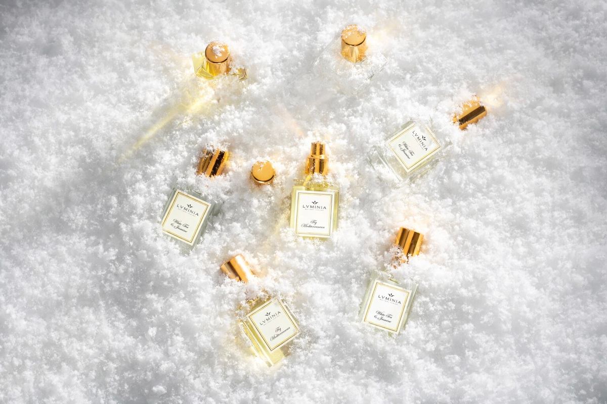 LUMINIA Natural Scented Candles, Luxury Perfumes, Interior Diffusers